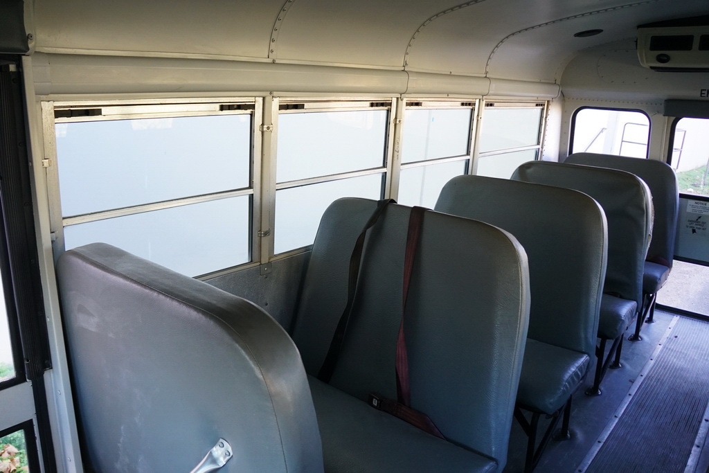 2007 GMC Savana 3500 Para-transit Shuttle Bus – Cars Global